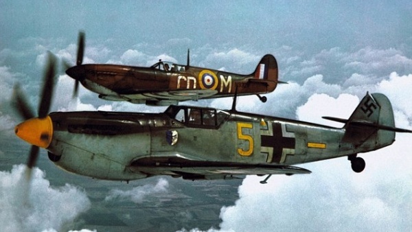 SPITFIRE LF.IXB MH415 | Pay's Air Service